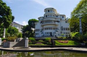 Bandung moderne: Indonesia Art Deco | Plus Ultra